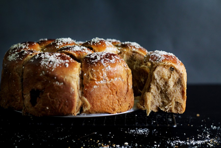 THANKSGIVING ROUX BREAD – Lady and Pups