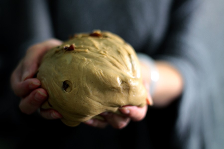 THANKSGIVING ROUX BREAD