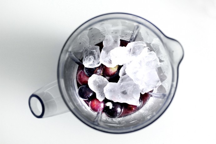 FROZEN GRAPES DAIQUIRI