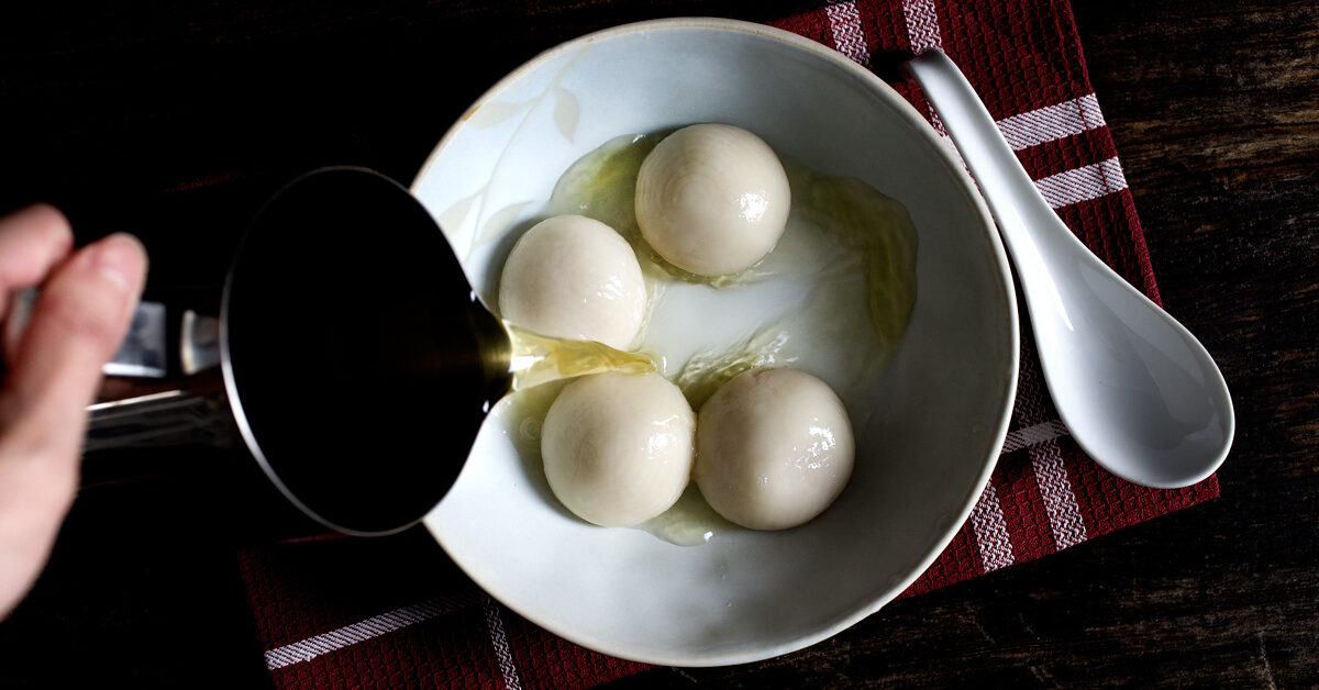 PEANUT BUTTER STICKY RICE BALLS IN GREEN TEA – Lady and Pups