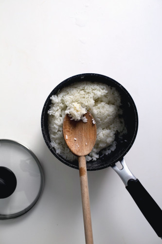HOW TO ACTUALLY COOK PERFECT RICE WITHOUT A RICE-COOKER