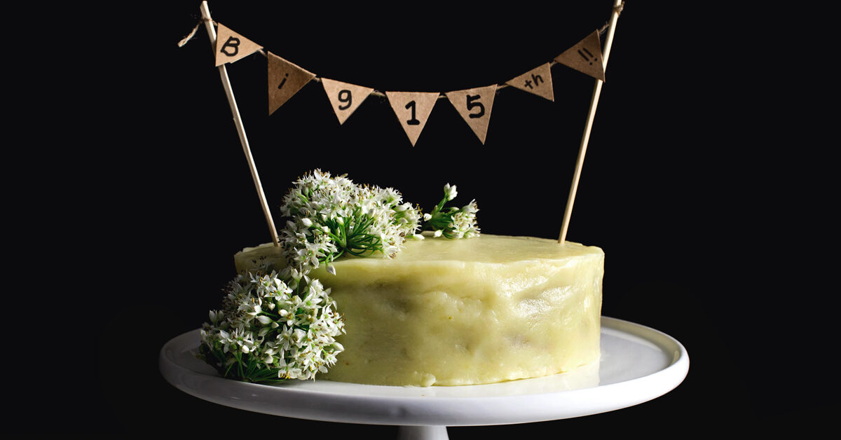DOGGY MEATLOAF BIRTHDAY “CAKE” FOR BIG 15TH – Lady and Pups