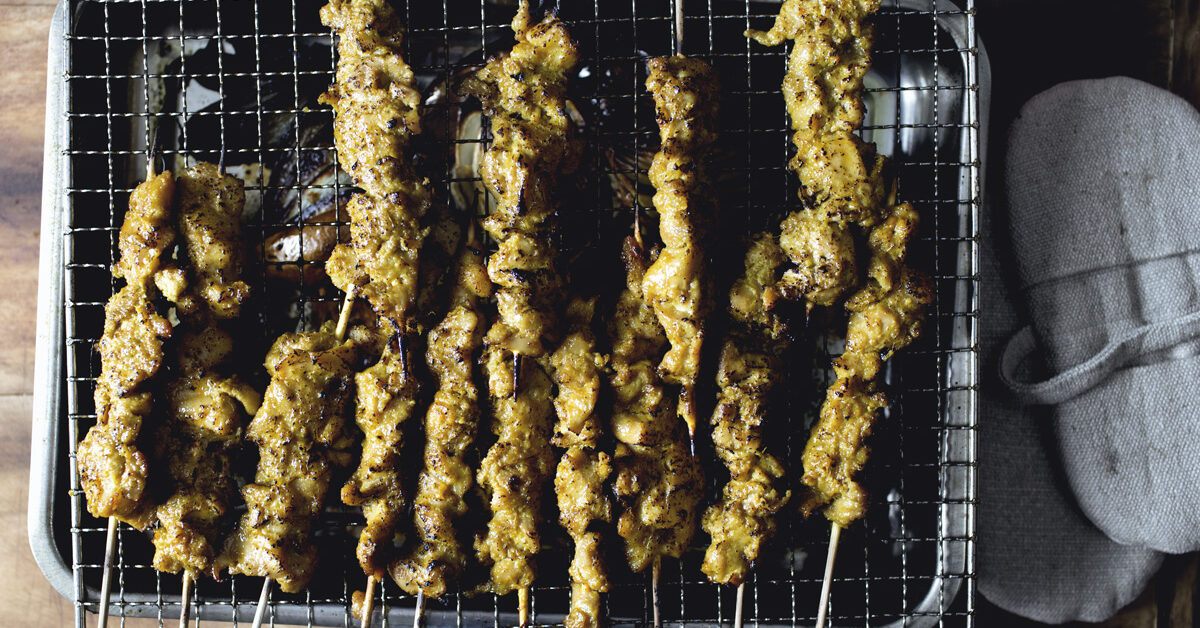 CHICKEN SATE W/ “DIRTY” PEANUT SAUCE – Lady and Pups