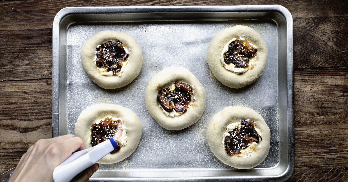 BIALY STUFFED W/ CREAM CHEESE AND HONEY DATES – Lady and Pups