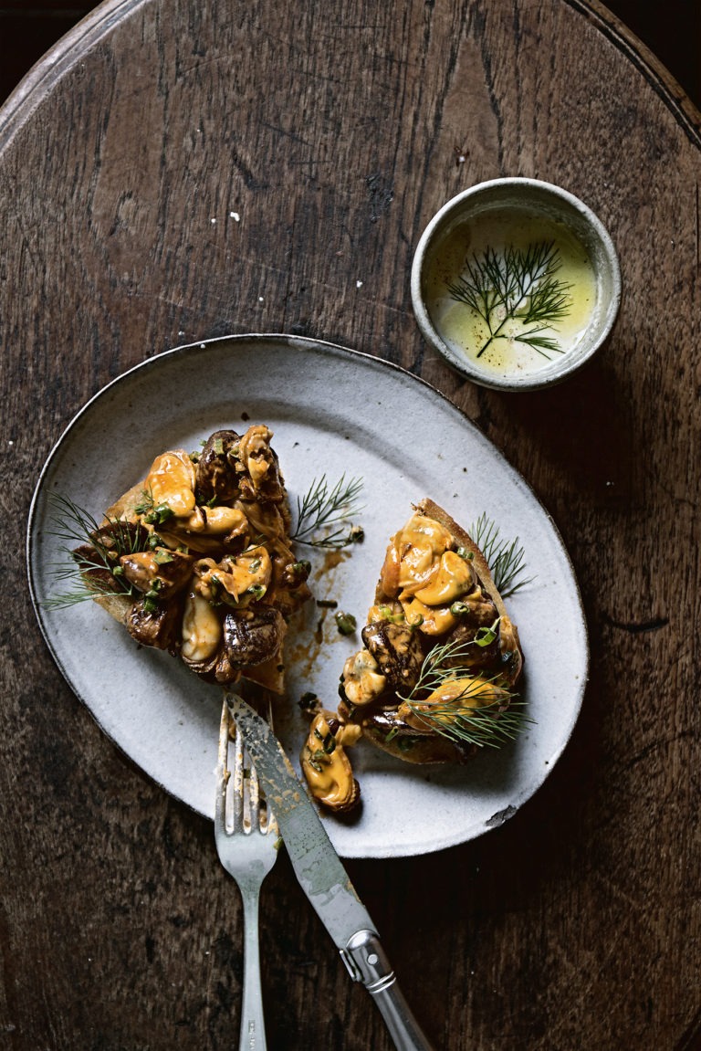 Spicy mussel and burnt mushroom toast w/ broth – Lady and Pups